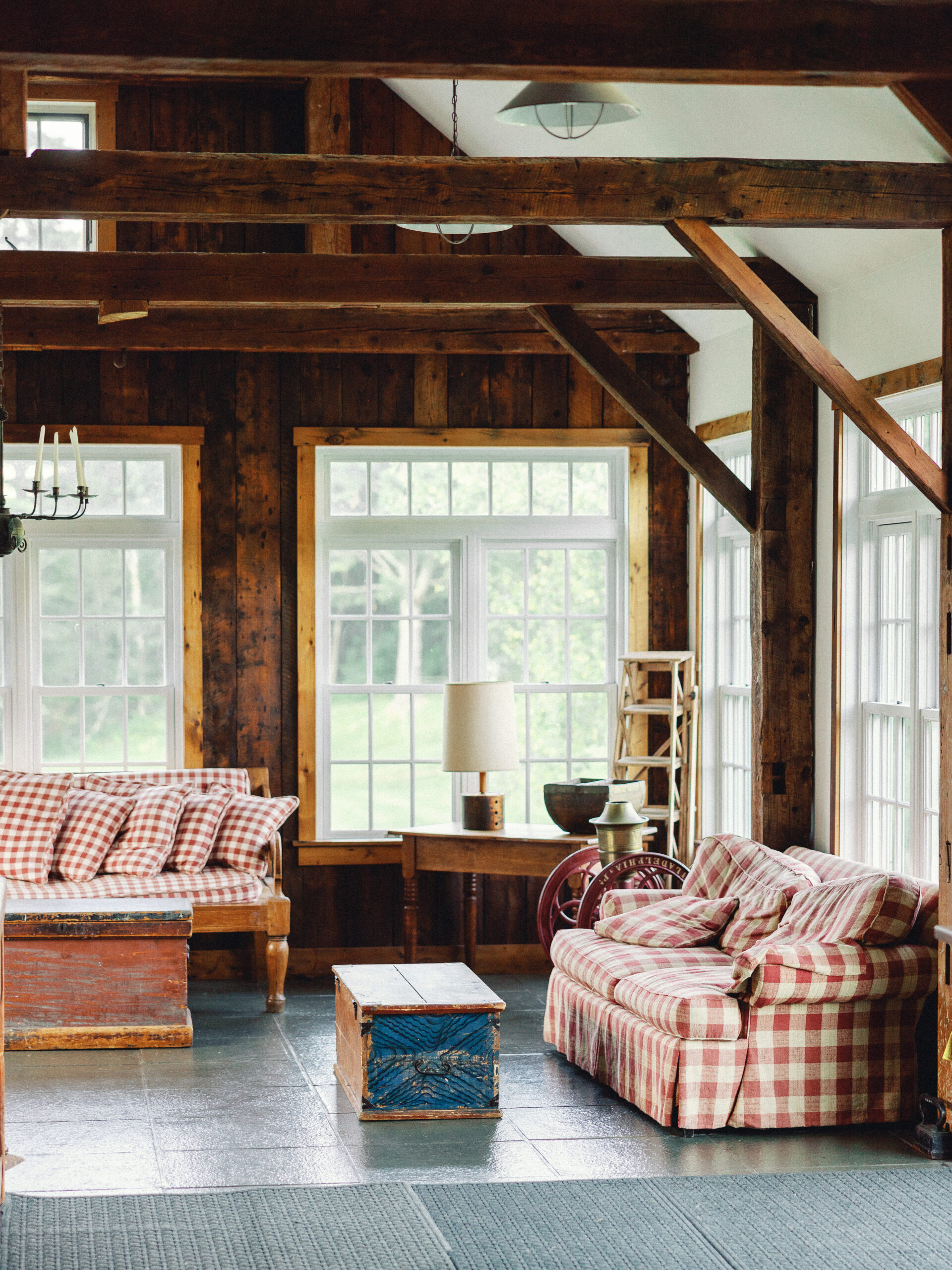 Vermont Wedding at Riverside Farm - kaycushman.com